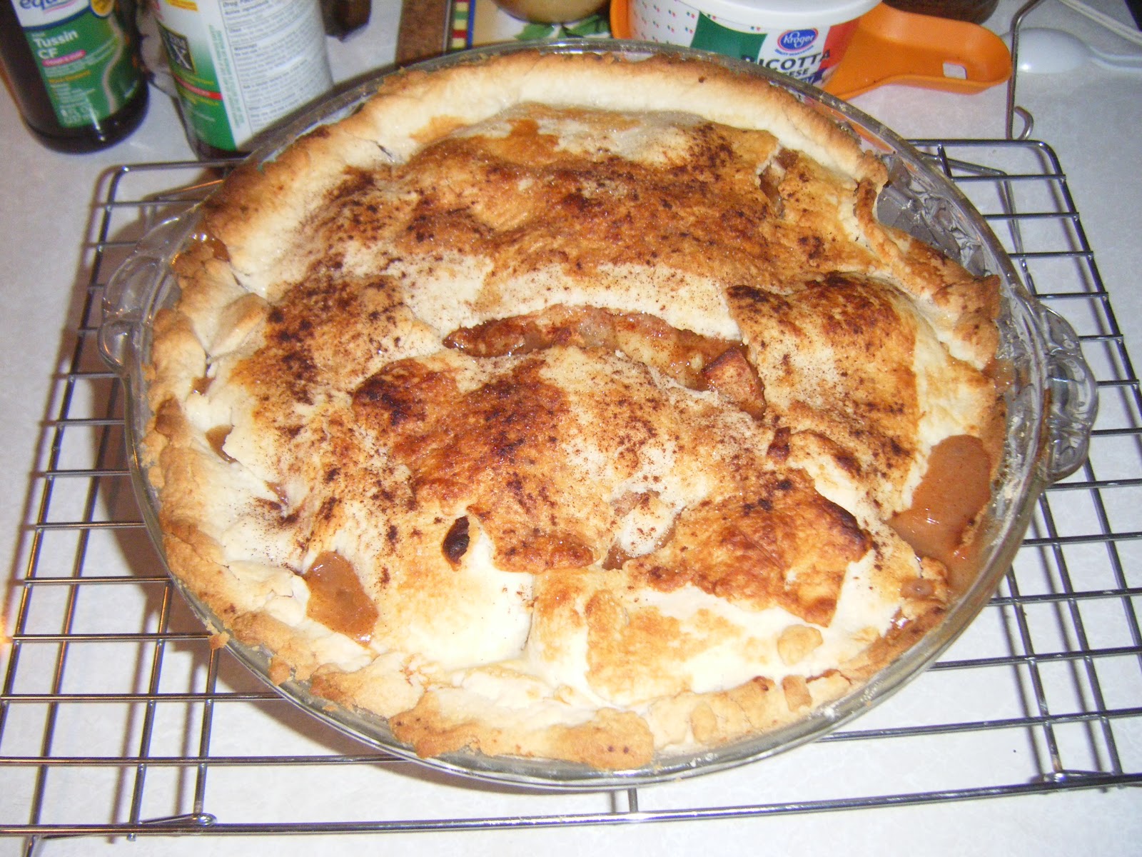 Bakes, Reads and Runs: The Ugly Pie